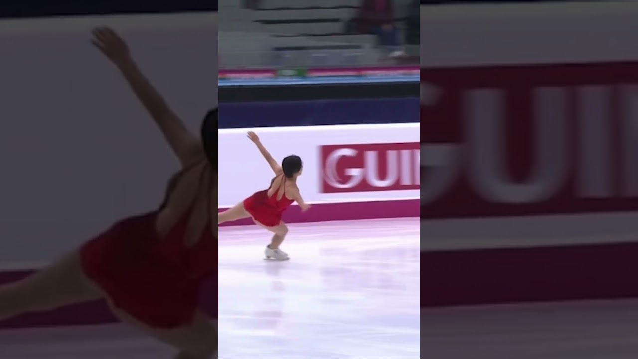 Kaori Sakamoto | 坂本花織 | Beautiful Doubel Axel (2A) - Tokyo Olympics 2020